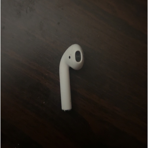 Apple | Headphones | Right Airpod | Poshmark